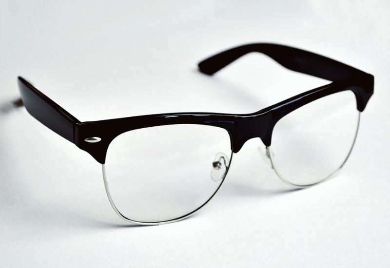 Essilor fusionne avec Luxottica - BLE Lorraine