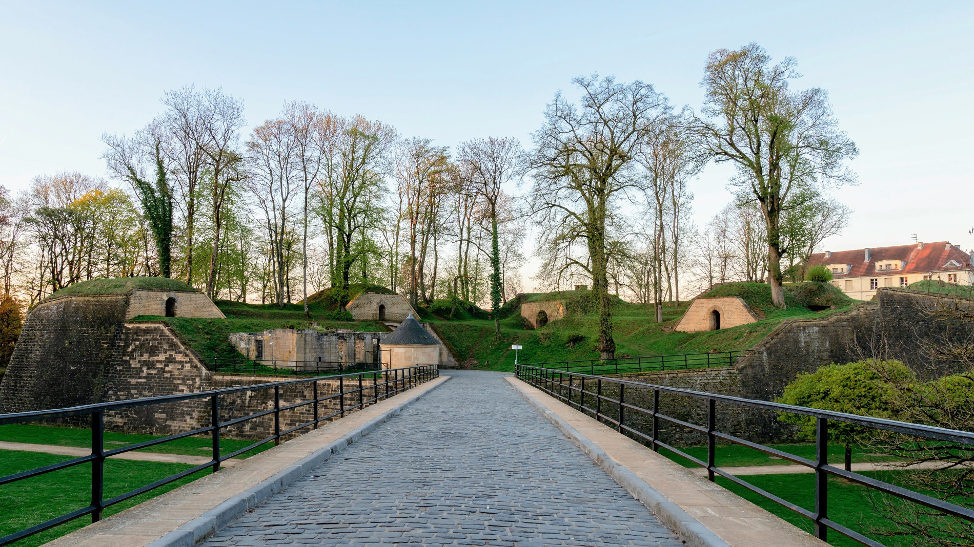 Fortifications et arts du feu à Longwy - BLE Lorraine