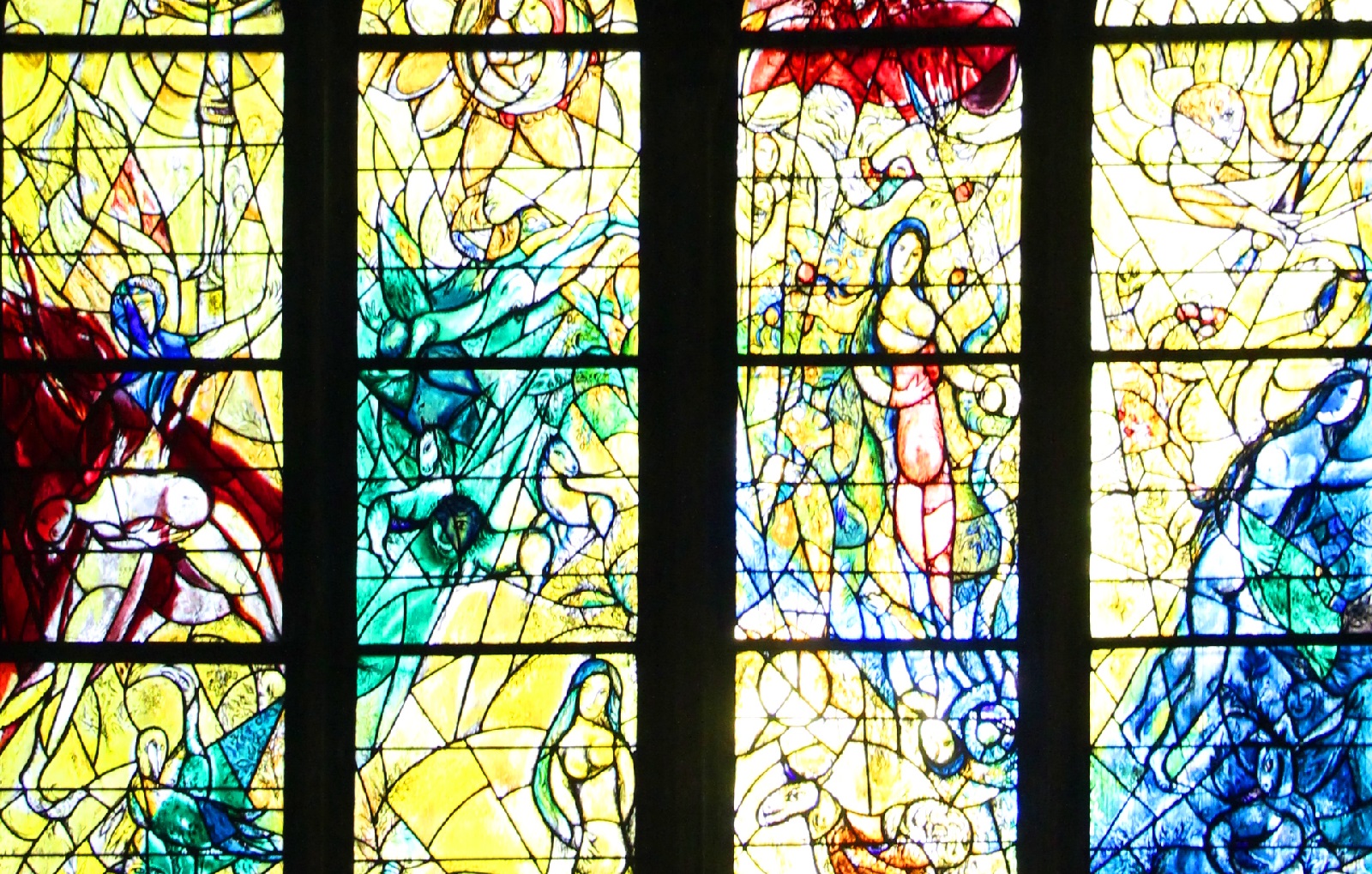 Des vitraux de Chagall à la cathédrale de Metz - BLE Lorraine