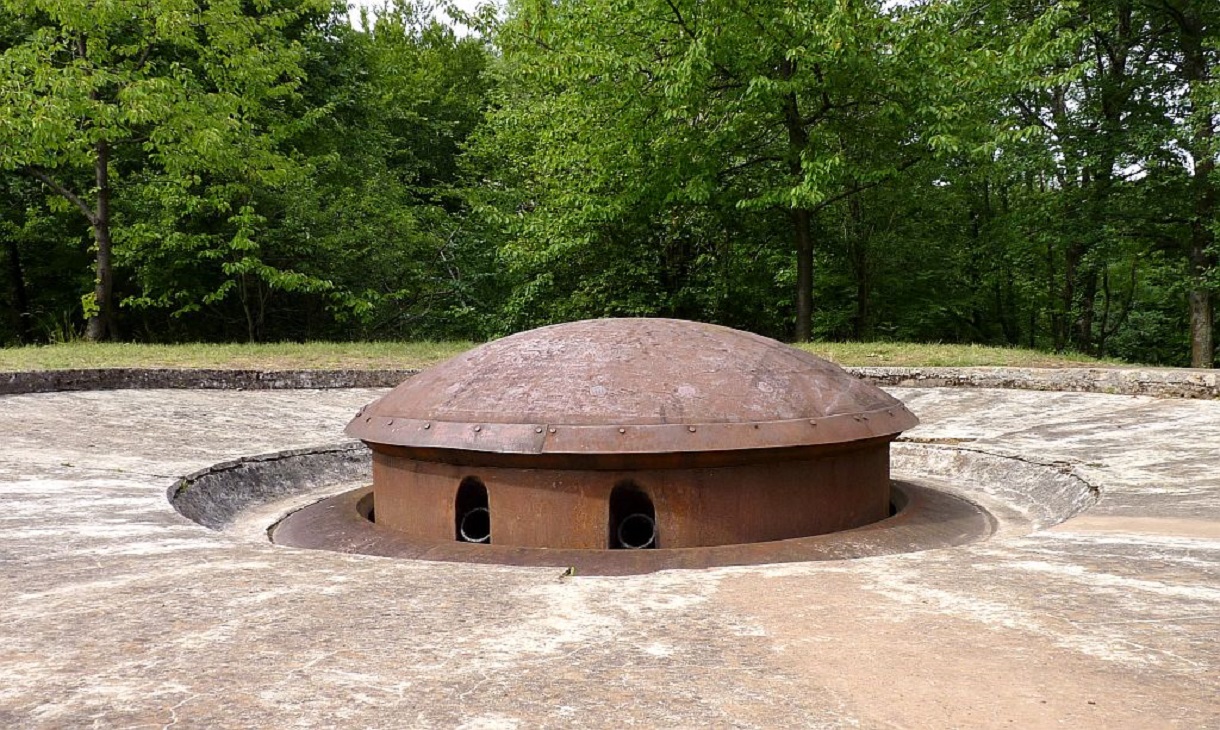 Maginot Line: How Artillery Fired : r/MilitaryHistory