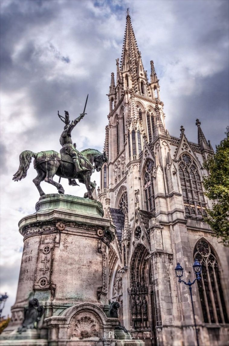 Statue de René II Place Saint-Epvre à Nancy - BLE Lorraine