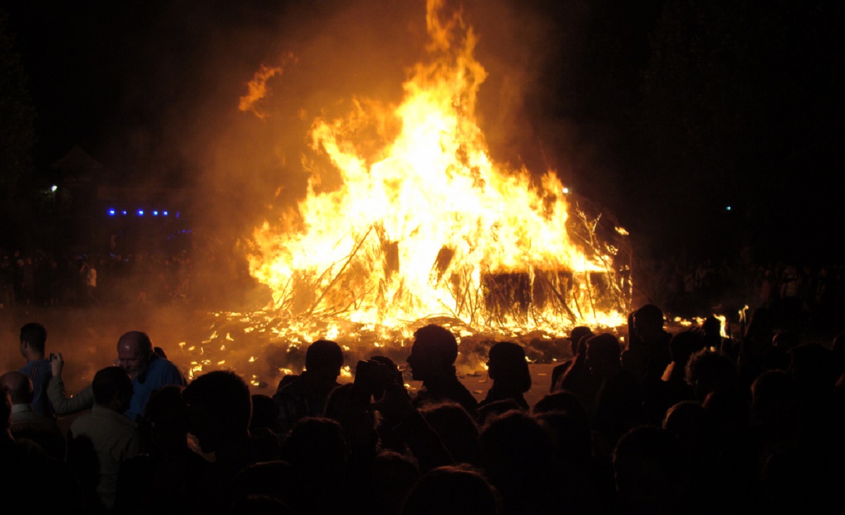 Traditions des feux de la Saint-Jean en Lorraine - BLE Lorraine