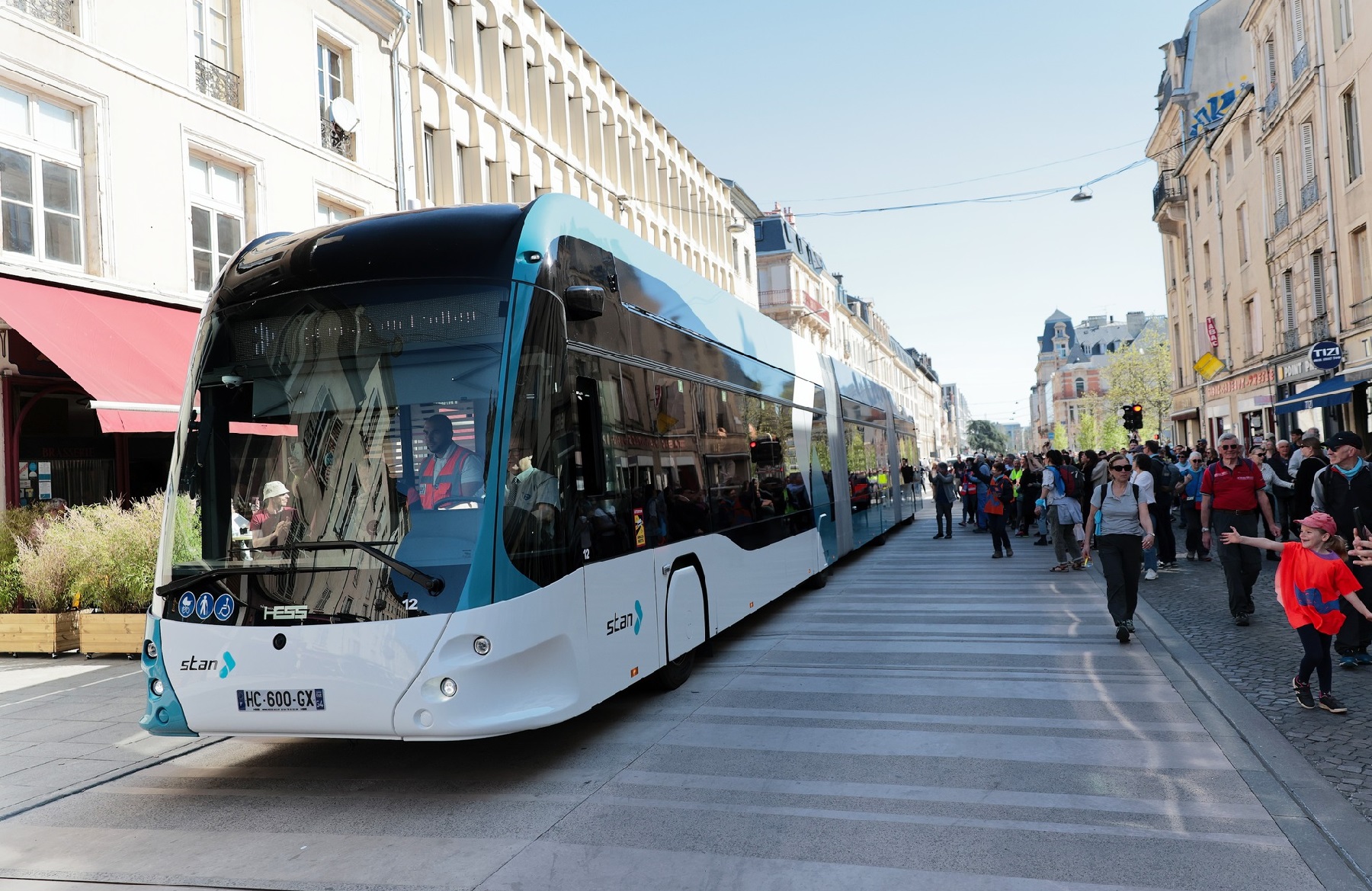 Un nouveau trolleybus remplace le tramway à Nancy - BLE Lorraine
